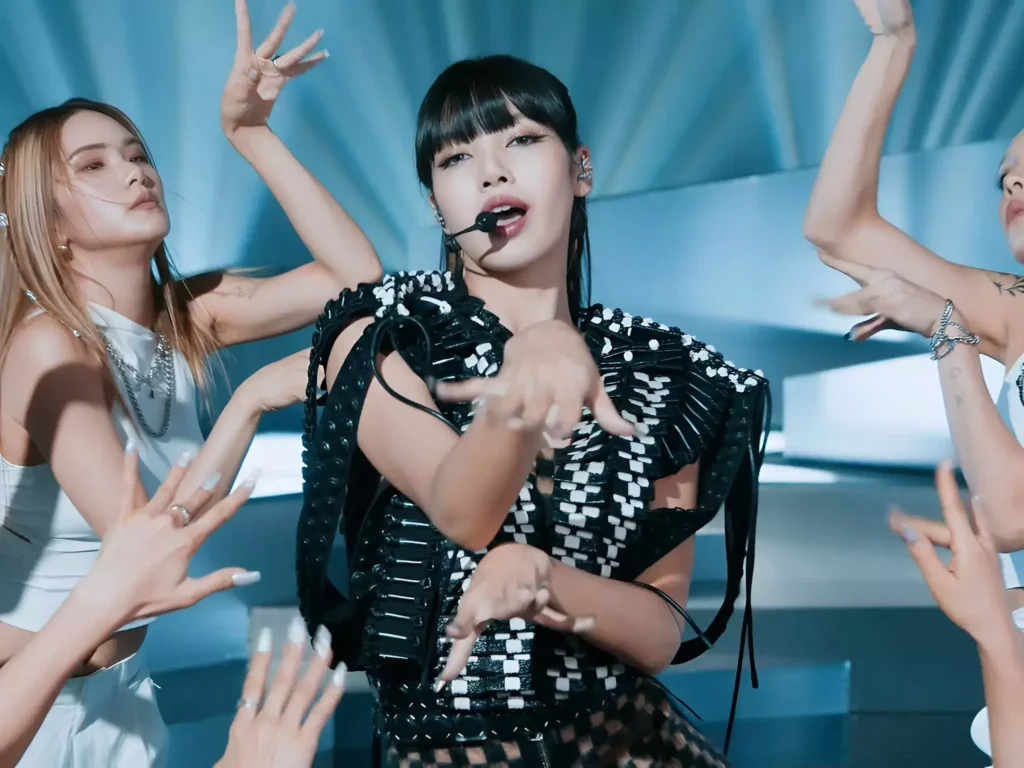 Gallery – LISA Lalisa Manoban